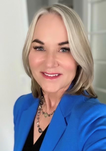 Hire Kelly McDonald to Speak | Get Pricing And Availability | Book Today