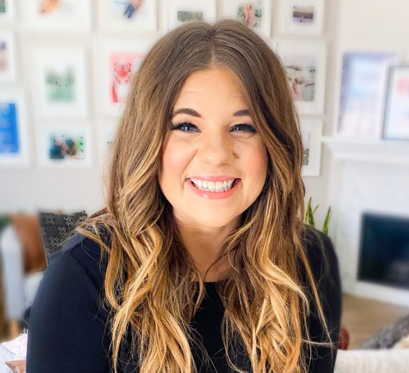 Hire Allie Casazza to Speak | Get Pricing And Availability | Book Today