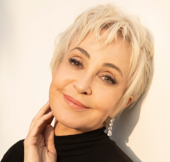 Hire Annie Potts to Speak | Get Pricing And Availability | Book Today